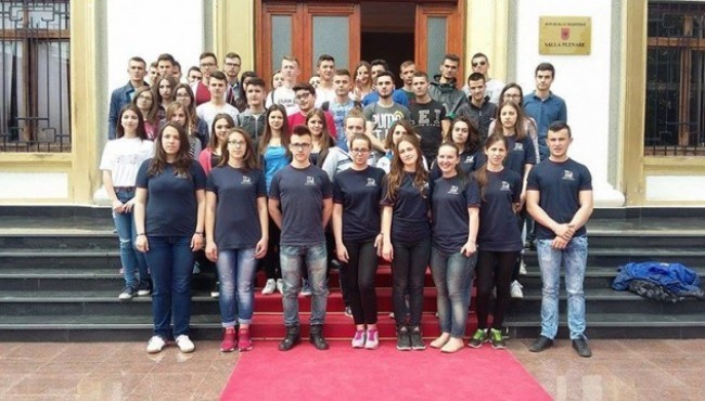 Liderët e së ardhmes në Kuvendin e Shqipërisë - Portali Shkollor Liderët e së ardhmes në Kuvendin e Shqipërisë - Portali Shkollor