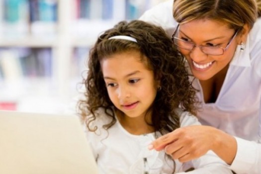 Mësuesi është modeli më i mirë për fëmijën tuaj - Portali Shkollor