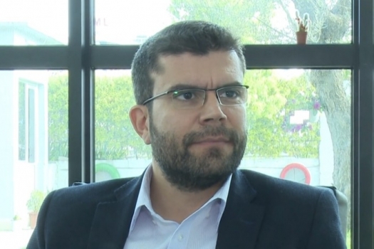 Dr.Ermal Hasimja: Cili është qëllimi i vërtetë i shkollës? - Portali ...