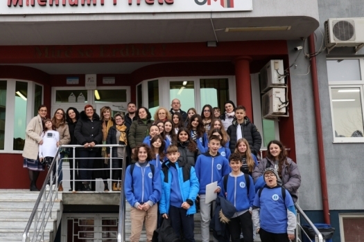 Shkolla “Mileniumi i Tretë” priti vizitën e shkollës “Protagonistët ...