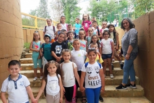 Mësuesja Gjyste Simoni rrëfen për empatinë dhe punën ndaj nxënësit të ...