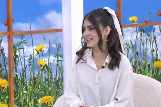 “Vdekja e kukullës” nga Liza Brozi: Një univers gotik mes imagjinatës ...